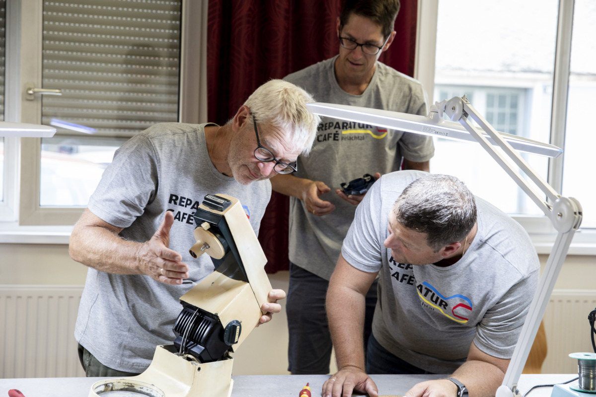 Vielleicht landet mit dem Reparaturcafé nach dem Hochwasser das ein oder andere Stück doch nicht ...